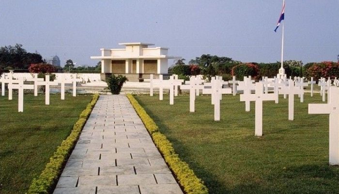 Indonesië, Surabaya: Ereveld Kembang Kuning - Nationale Herdenking 15 ...